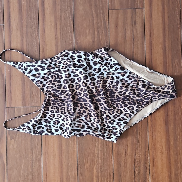 H&M | Swim | Leopard Print Onepiece Swimsuit | Poshmark